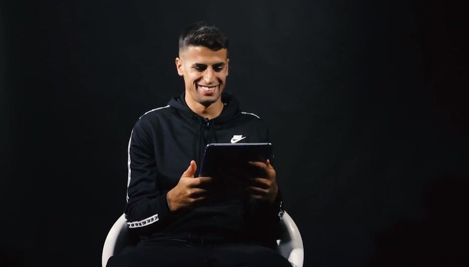 MINI ME!! Joao Cancelo