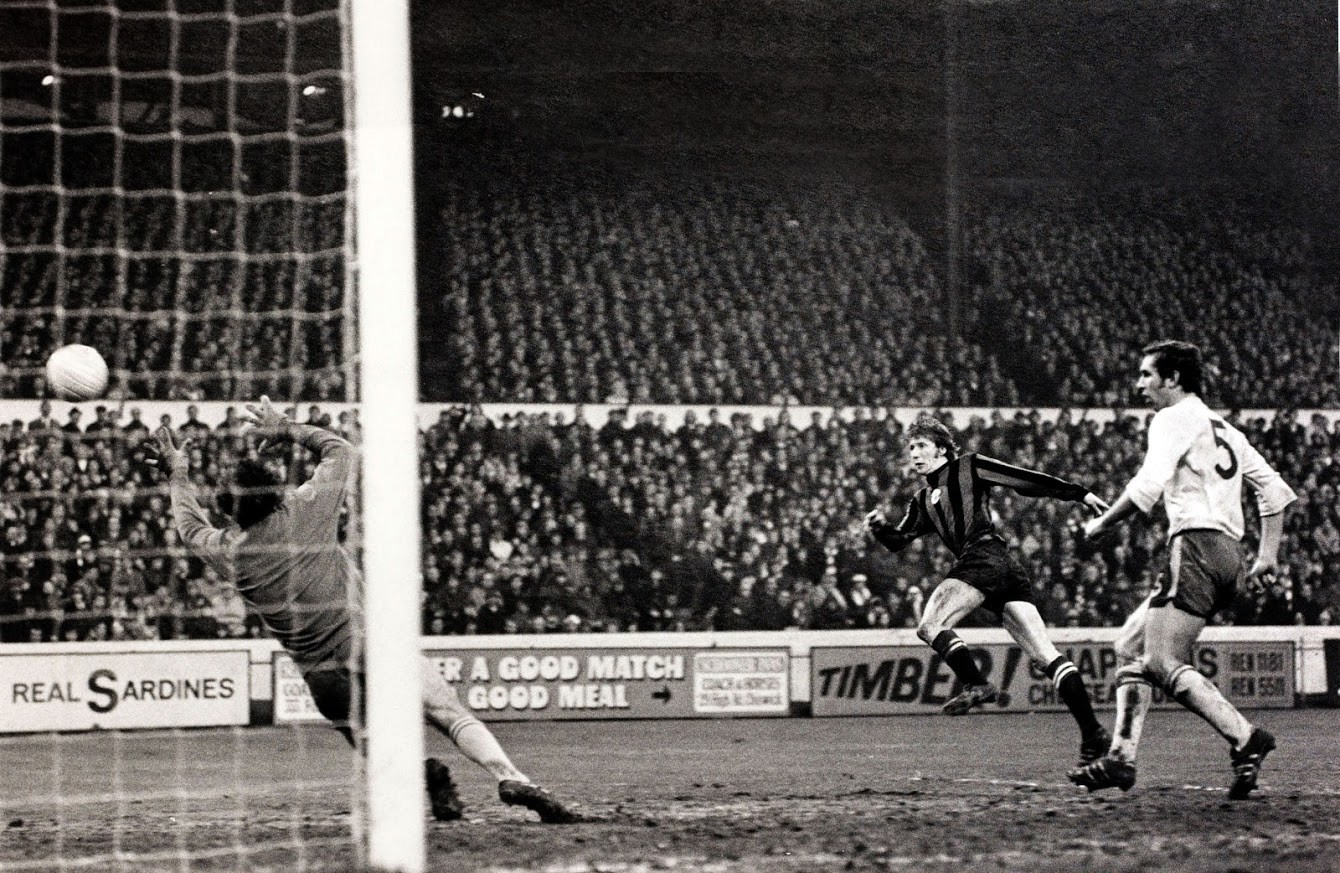 King of the Kippax: Colin Bell